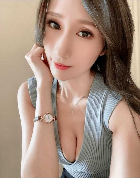 发片机器「五日市芽依」最新作品HMN-618，高冷风俗娘被驯化-岛国女优-帝王之家